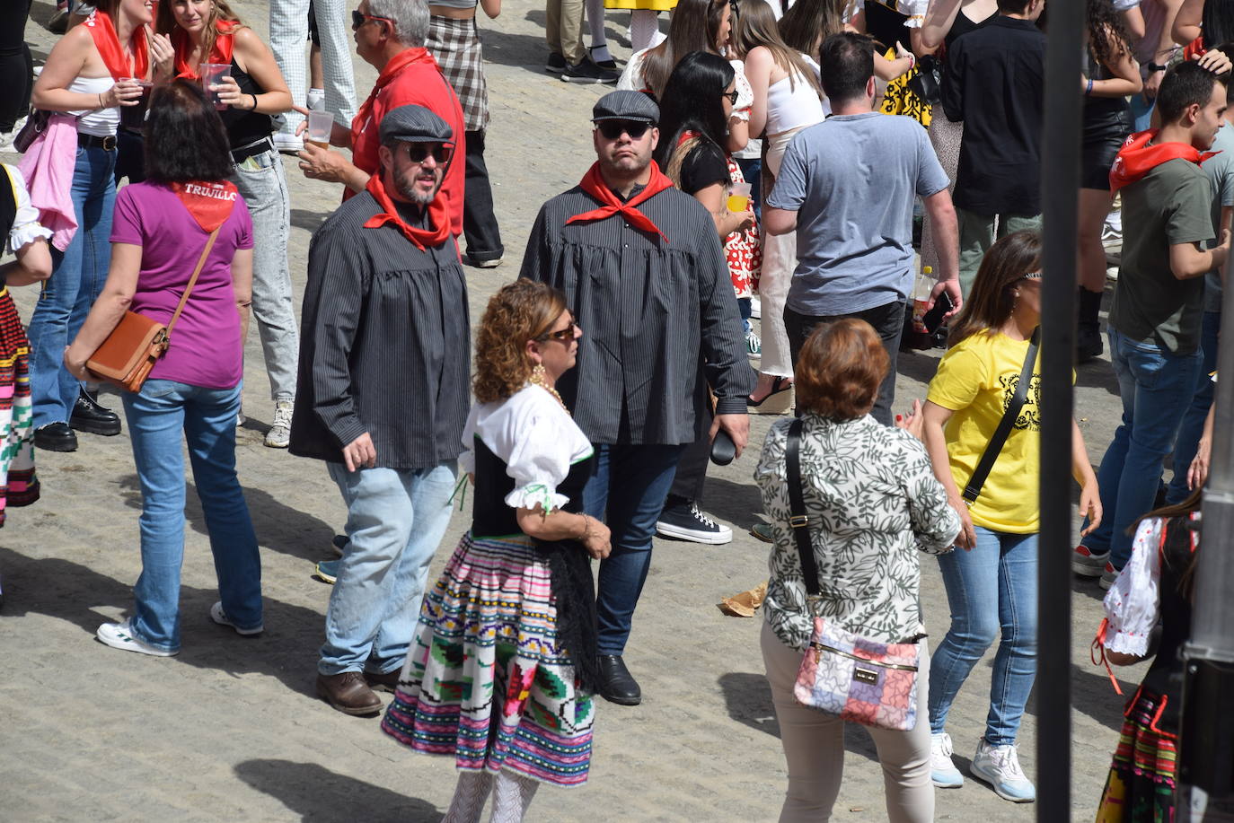 Un multitudinario y caluroso Chíviri | Hoy